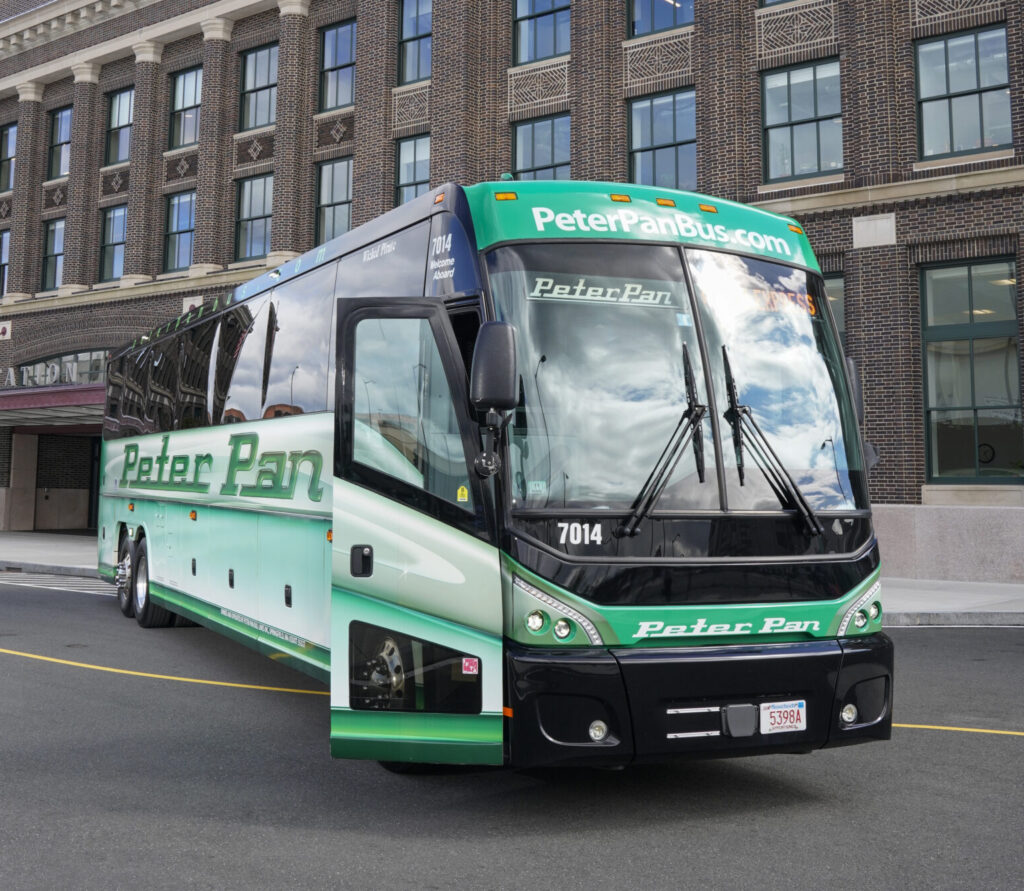 Peter Pan Bus Adds 15 New MCI Motor Coaches - Peter Pan Bus Lines